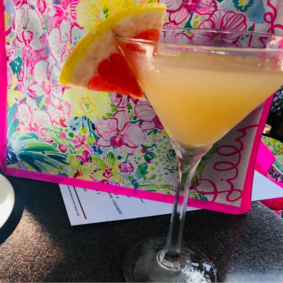 Carley's Closet (@cali_h123) | Poshmark